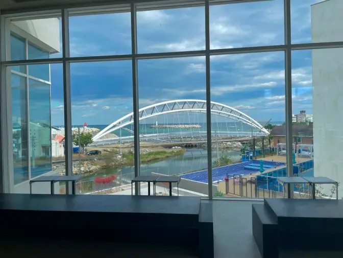 유유유유 (uuuu) | 울산 북구 구유동 강동 정자 넓고 조용한 오션뷰 카페 – 삶의 모든 것 | Life Is Everywhere